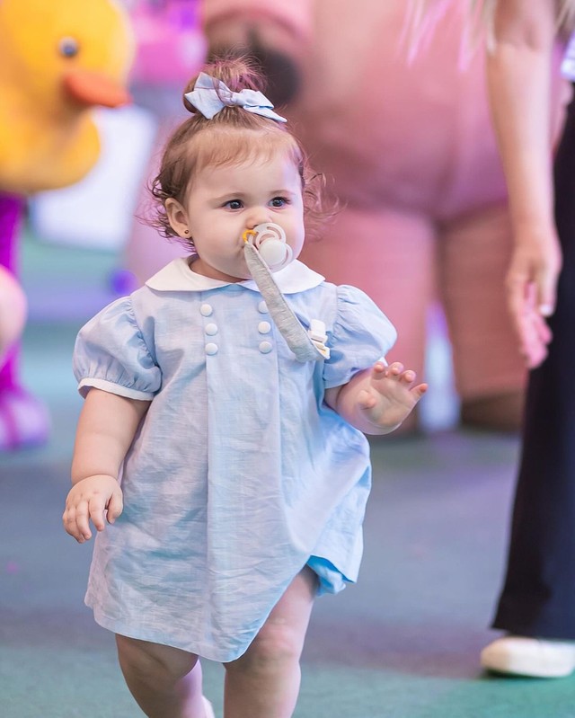 Filha de Eliezer e Viih Tube, Lua di Felice encanta ao surgir vestida ...
