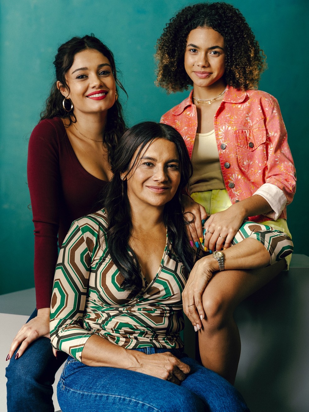 Alana Cabral comemora primeira protagonista em 'Três Graças ...