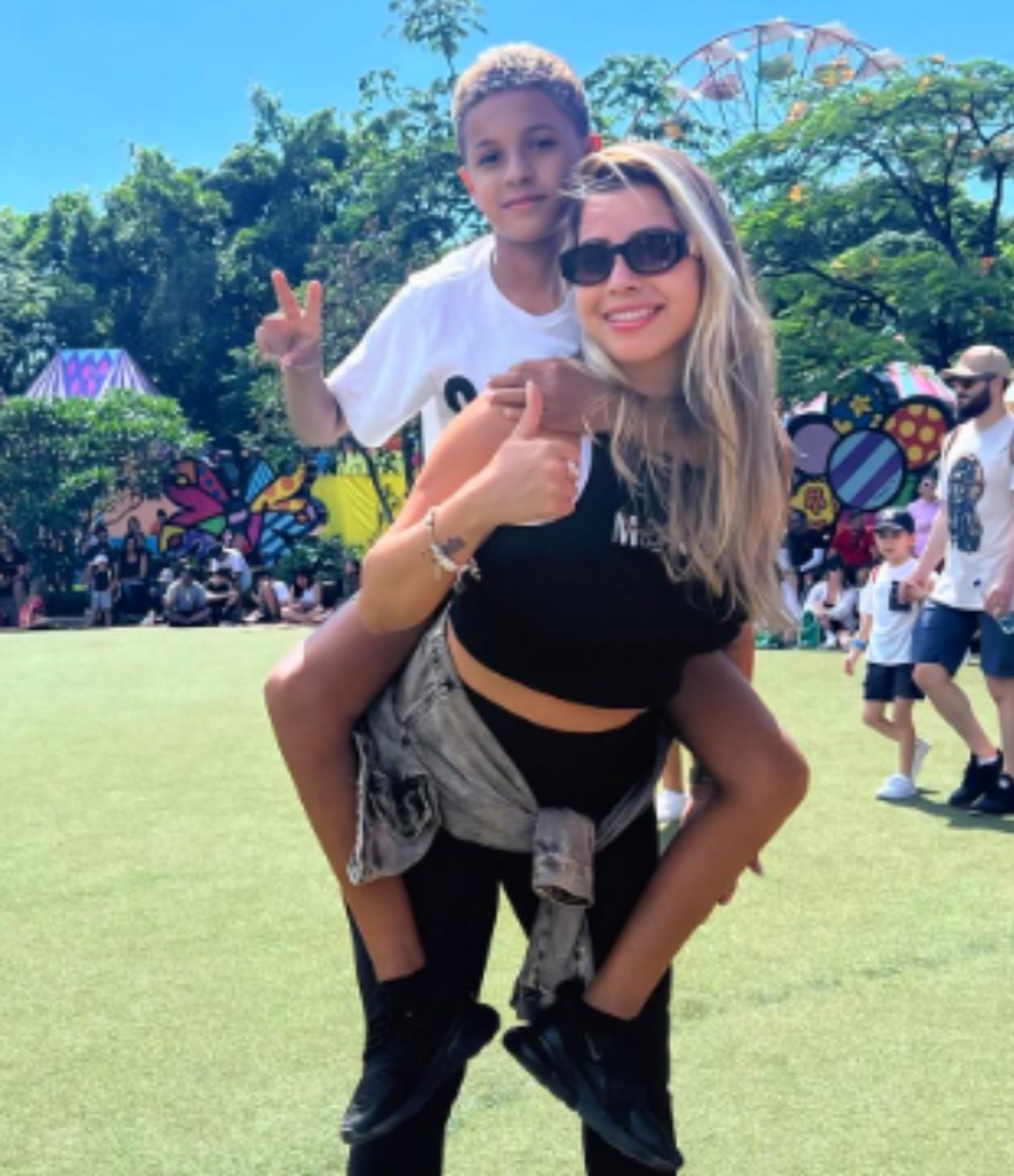 Marize Calheiros, mãe do filho de Mumuzinho, acusa abandono parental e ...