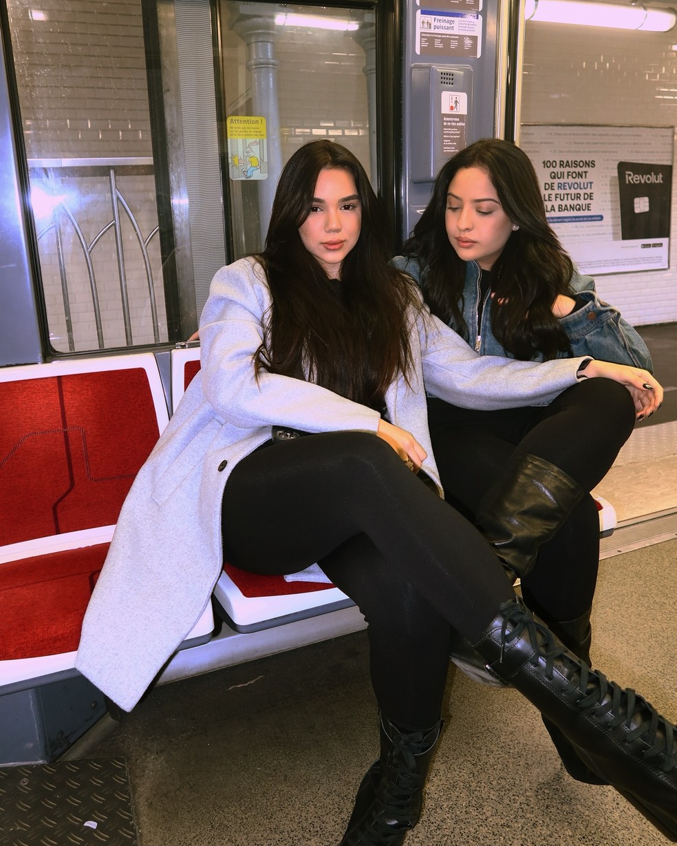 Mari Fernandez mostra viagem romântica na França com a namorada