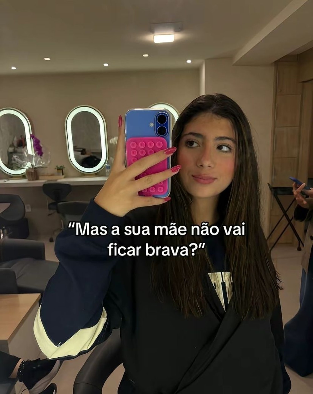 Filha adolescente de Mônica Martelli revela regras da mãe em 'rolês ...