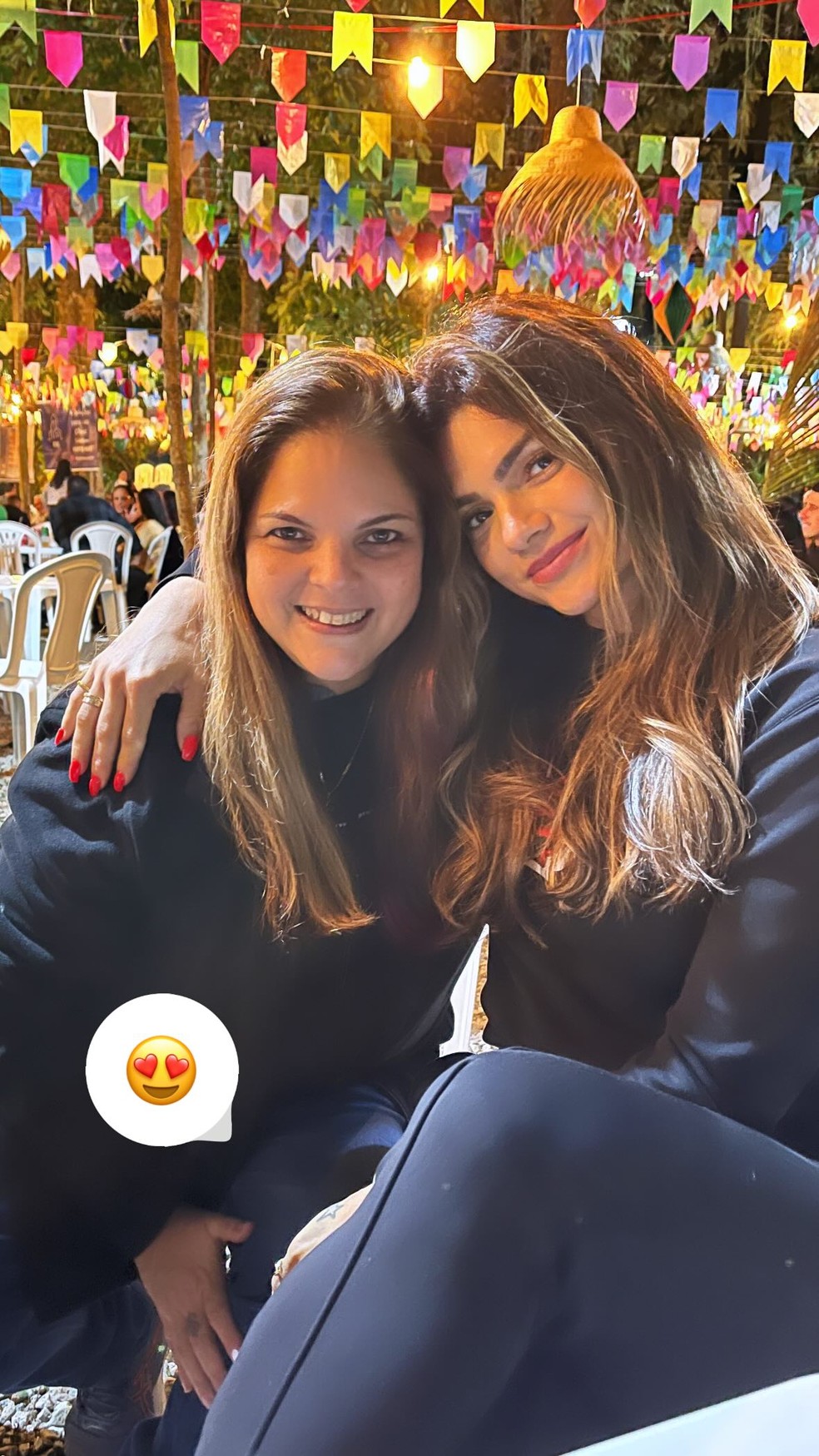 Em rara aparição no Brasil, Kelly Key curte festa julina com o marido e ...