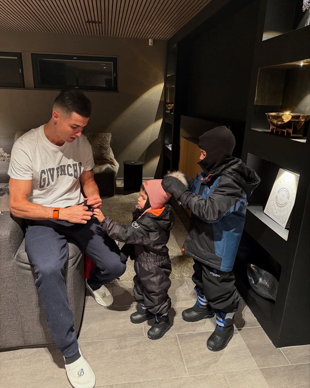 Georgina, Cristiano Ronaldo e filhos passam Natal em região conhecida ...