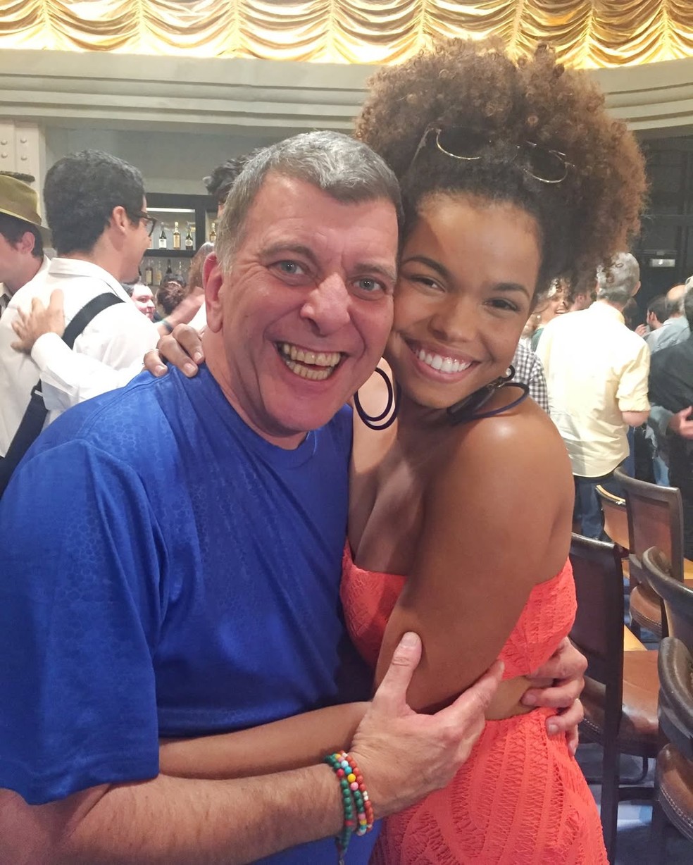 Jeniffer Nascimento abre túnel do tempo de 'Êta Mundo Bom!' e aponta ...