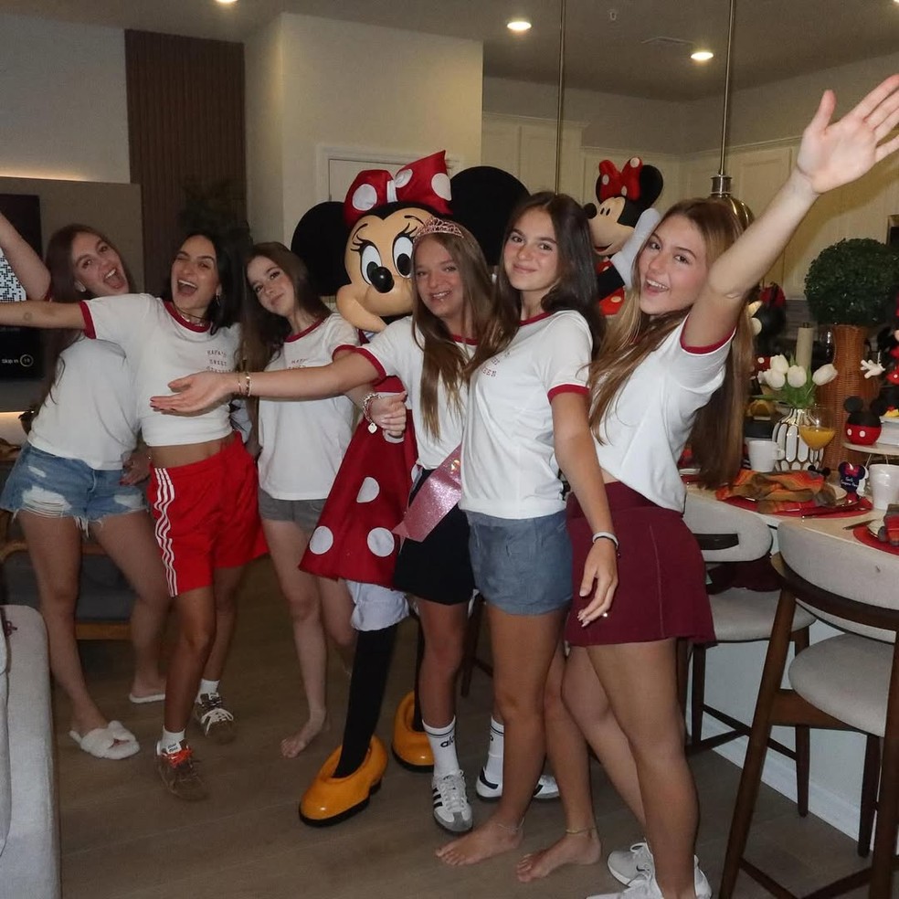 Ticiane Pinheiro se emociona com aniversário de Rafa Justus longe da ...