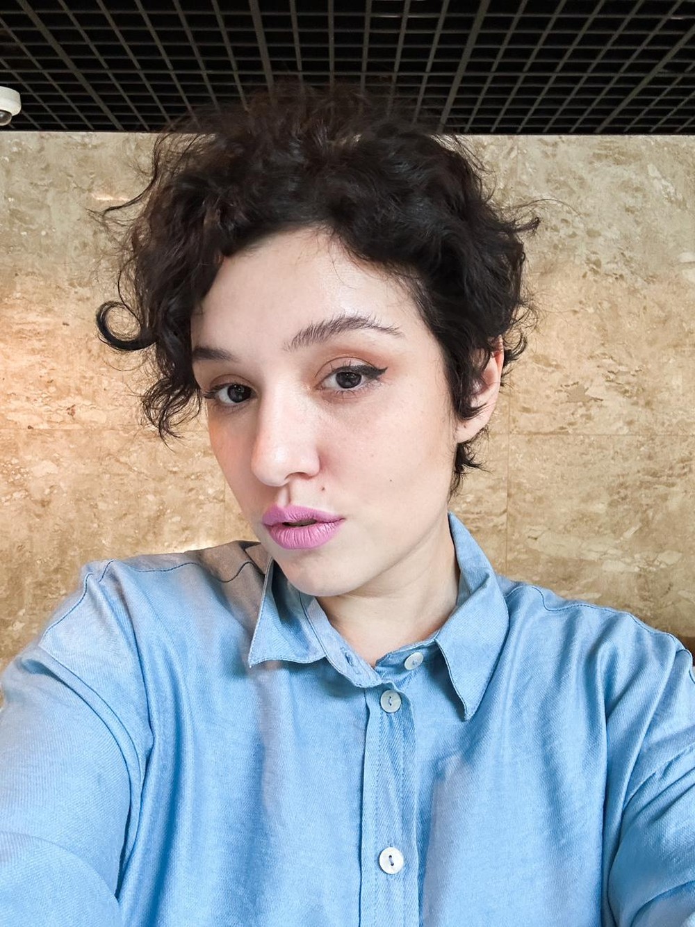 Batom Snob em 2024? O clássico rosa claro da MAC pode voltar aos holofotes