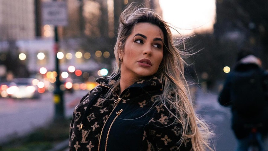 Após saída da prisão, Deolane Bezerra exibe engajamento do perfil e ...