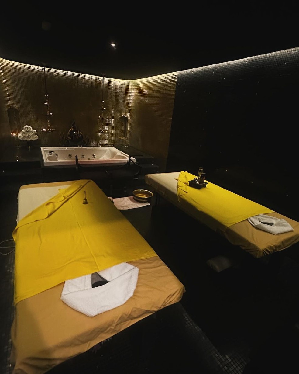 Jogadora da seleção brasileira de futebol, Kathellen Sousa, faz pausa ...