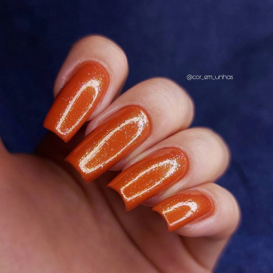 Unhas decoradas laranja: inspirações com tons alaranjados que você vai ...