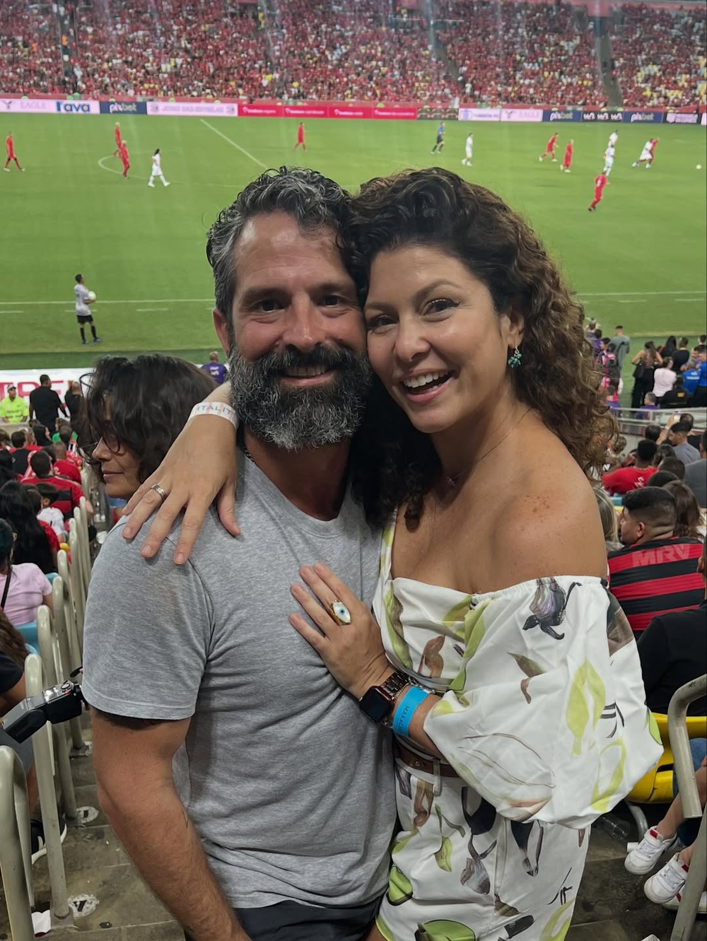 Bárbara Borges comemora aniversário de 44 anos de Iran Malfitano e se ...