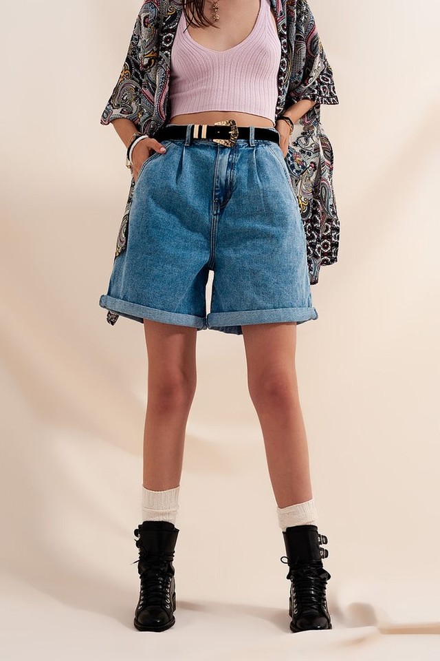 Como montar looks com short jeans? 30 fotos que vão te inspirar na hora ...