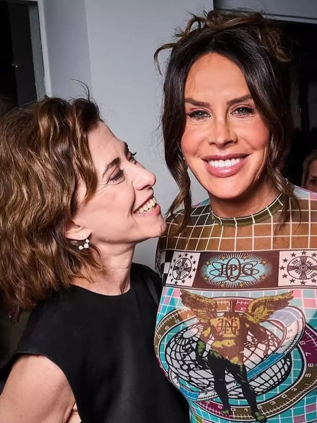Fernanda Torres defende Karla Sofía Gascón após atriz sofrer ataques de ...