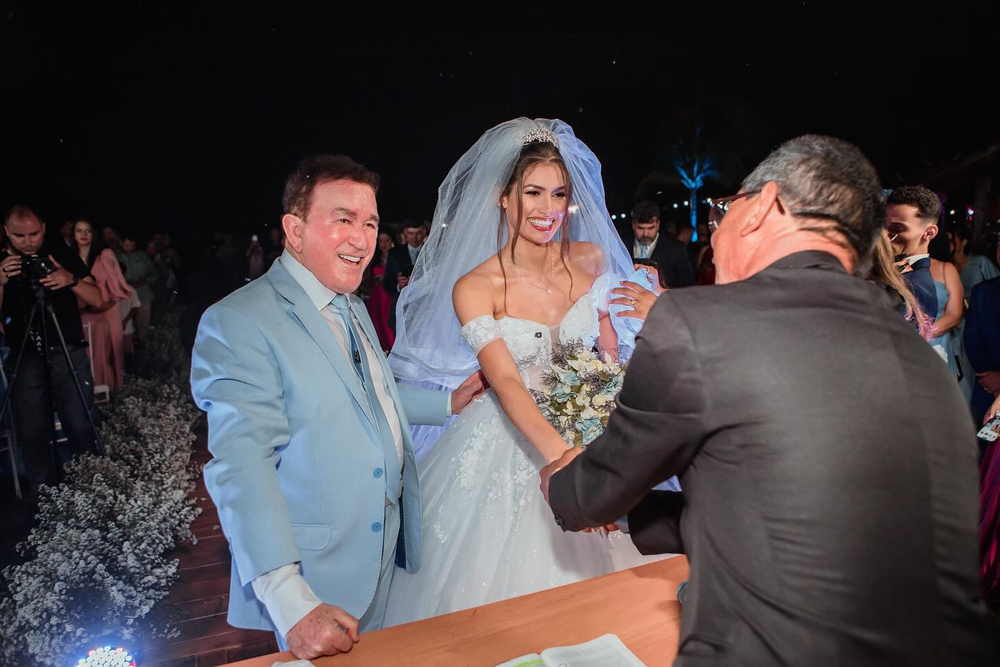 Calita Franciele se declara para Amado Batista: 'Vou fazer o meu melhor ...