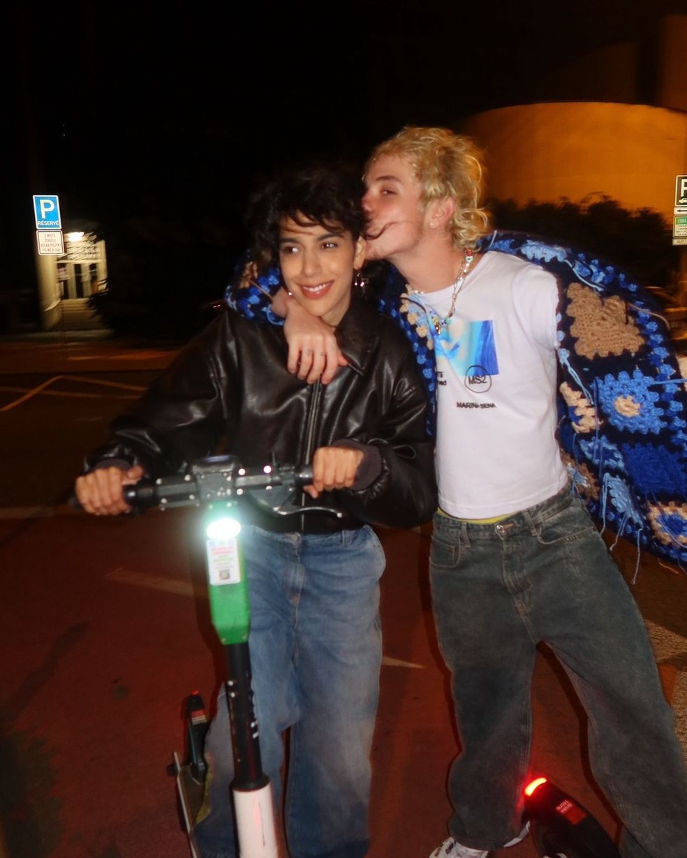 Marina Sena aparece de surpresa ao fazer flagra em Juliano Floss ...