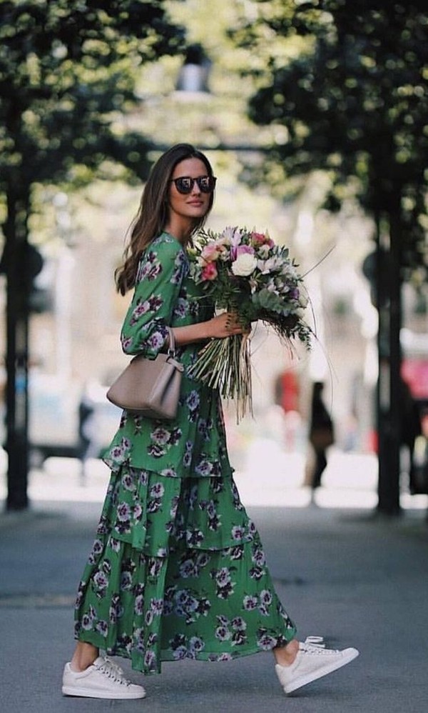 Look com tênis branco, o must-have do seu guarda-roupa