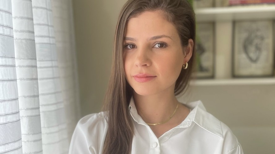 'Tive um AVC aos 21 anos na academia após uma forte dor de cabeça'