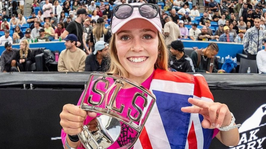 Quem é Chloe Covell, australiana de 14 anos que é promessa do skate street