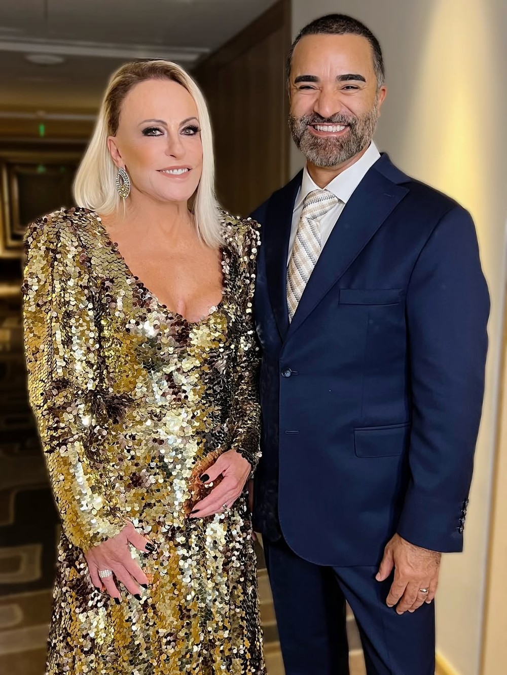 Ana Maria Braga mostra flores que ganhou do marido no Dia dos Namorados ...