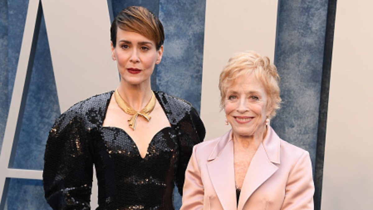 Sarah Paulson revela segredos do relacionamento com a namorada: 'Tenho ...