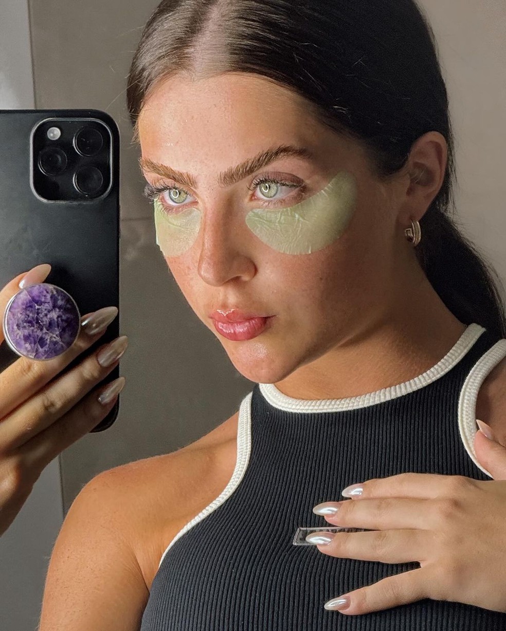 Jade Picon abre álbum de fotos de janeiro e fãs declaram: 'Amamos todas ...